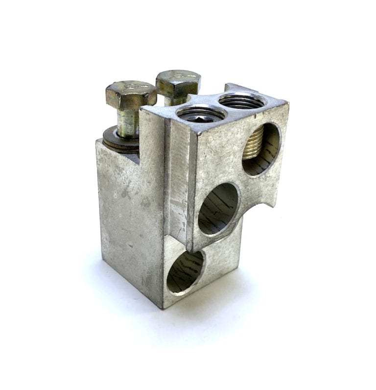 ILSCO TA1200NB1 D2247 AL9CU 4/0-500MCM Lug w/Inserts + Bolts