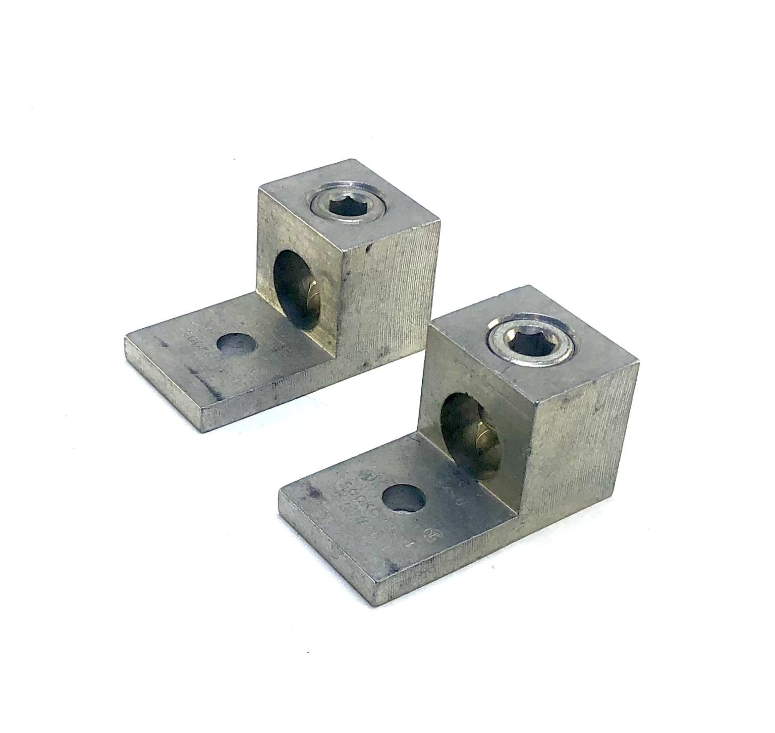 Burndy KA34-U 500KCMIL-4 CU9AL Lugs (Set of 2)