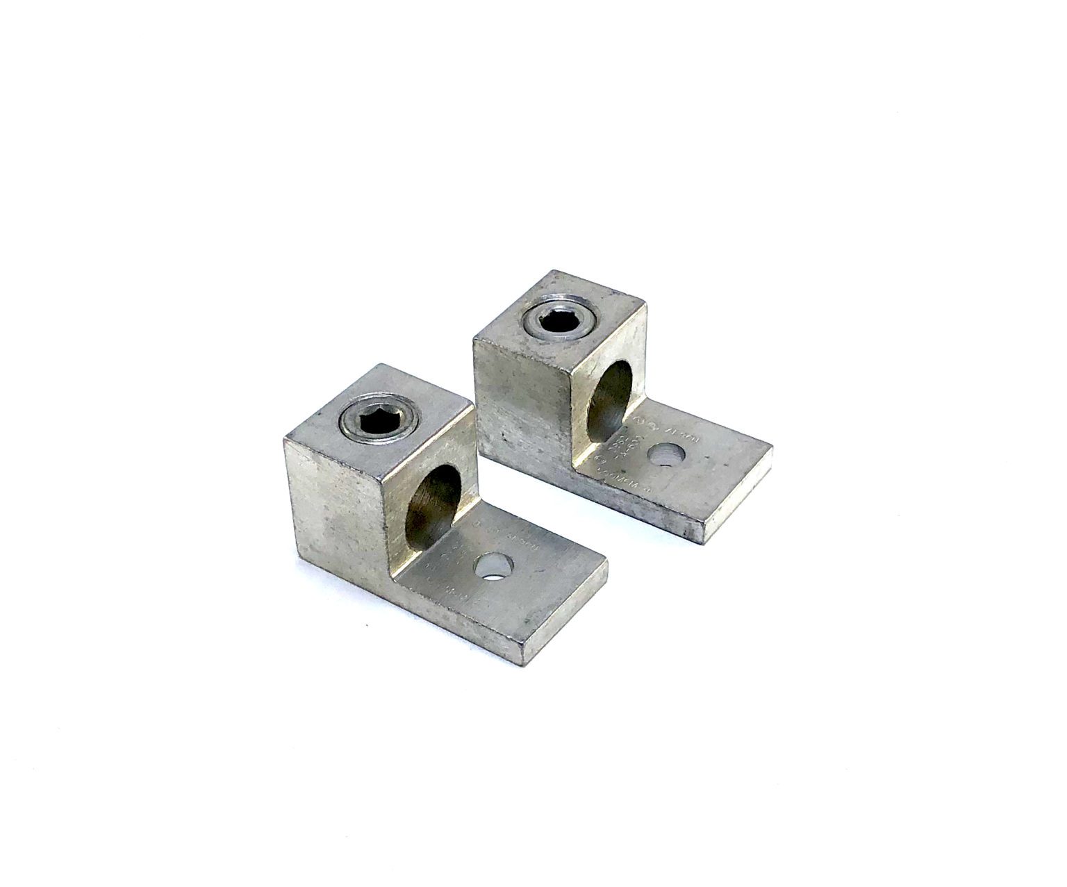 ILSCO D982 AL9CU 500MCM-4 Lugs (Set of 2)