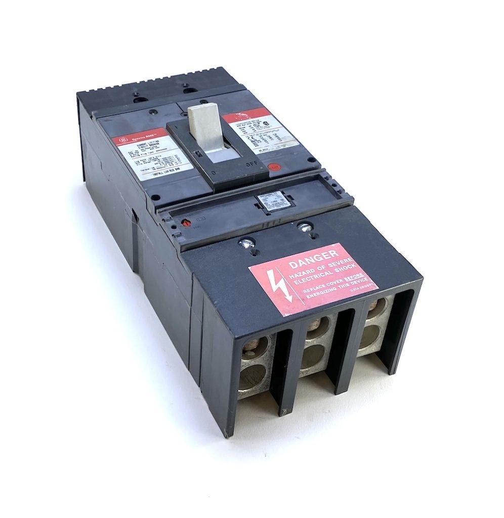 Eaton UT-H4330U-CH 400Amp 3W Type 3R Meter Socket Enclosure (New ...