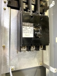 Square D MH50WP 3P4W 150A 208Y/120V 42 Cir Type 3R Breaker Panelboard ...