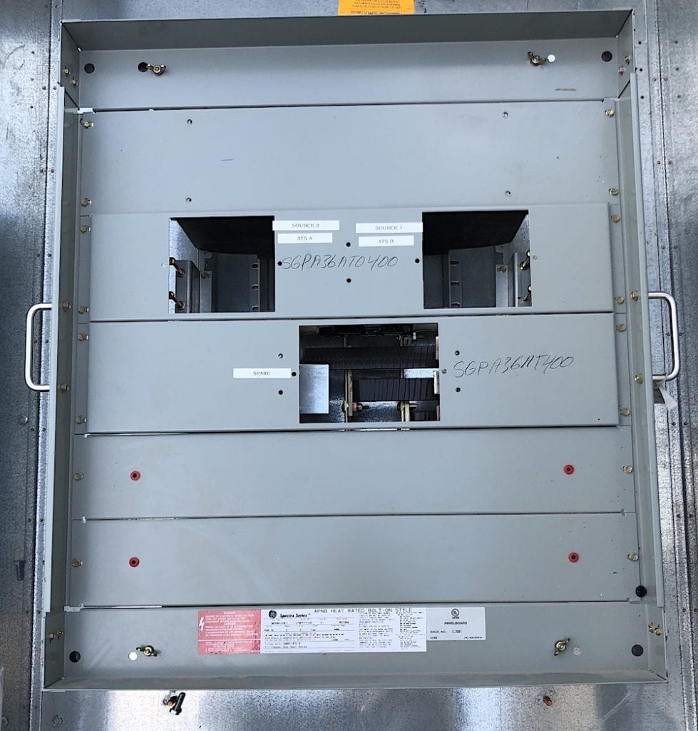 General Electric 3 Pole 400 Amp 480 Vac APNB Heat Rated Panel ...