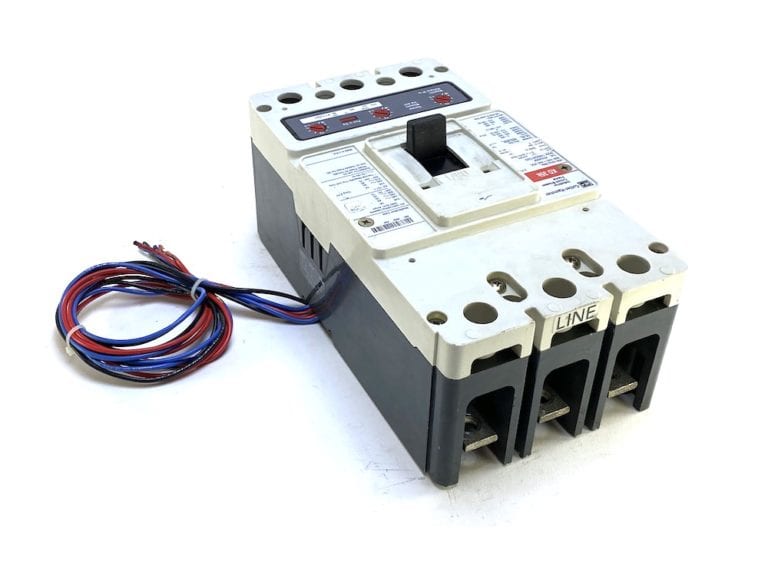 Cutler Hammer KD3400F 3 Pole 400Amp 600V Circuit Breaker w/2 Auxs ...
