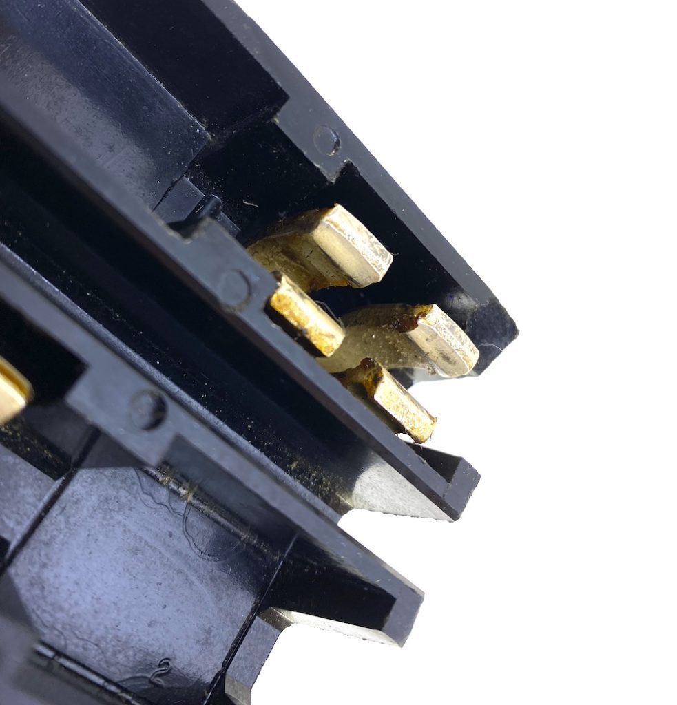 Square D Q232200 3 Pole 200 Amp 240V I-Line Breaker (Broke Side)