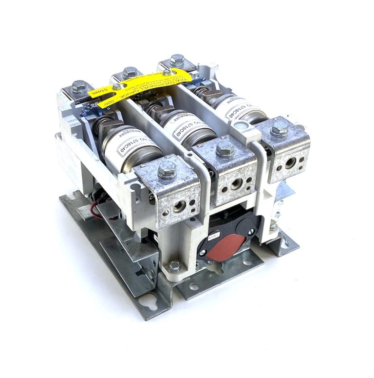 Eaton V201KTCJZ1 3P 320A 1500V 800HP Vacuum Contactor w/120V Coil