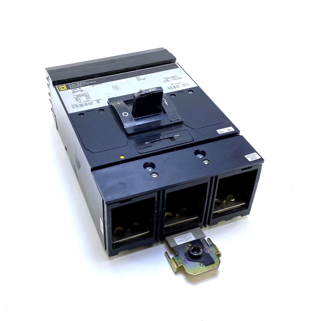 Square D MA36500 3 Pole 500 Amp 600V I-Line Breaker (Minor Chip)