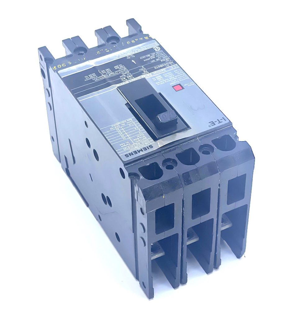 ITE | Siemens HED43B070 3 Pole 70A 480V Breaker (Minor Chip)