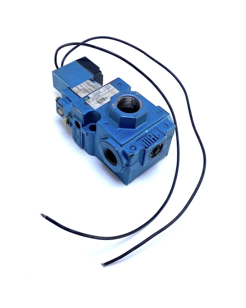 MAC 56C-23-111AA Solenoid Valve w/130B-111AAAA 120V Solenoid Coil