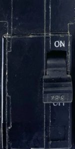 Square D Q12100 2 Pole 100 Amp 120/240 Vac Circuit Breaker