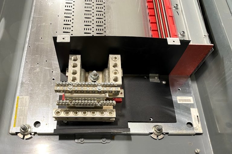 Square D HCP-SU 3P4W 36 Circuit 800 Amp 600V Type 3R I-Line Panel