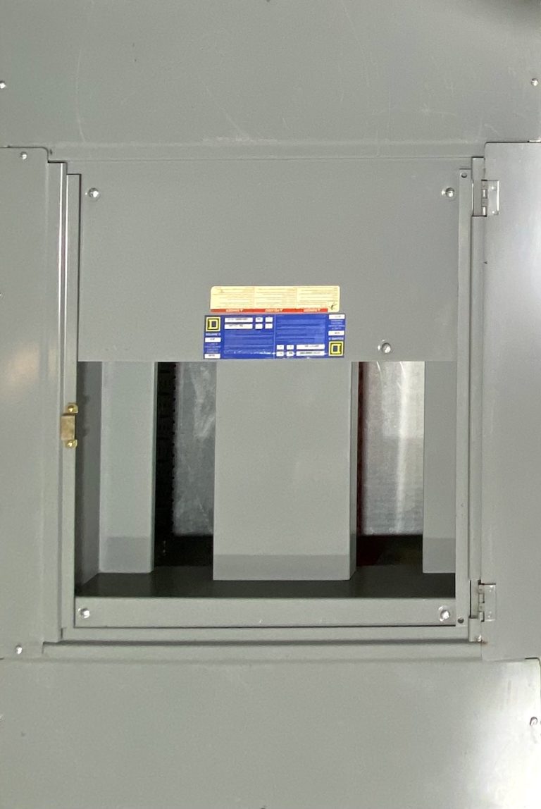 Square D HCM 3P4W 18Cir 800Amp 480Y/277V MLO I-Line Breaker Panel