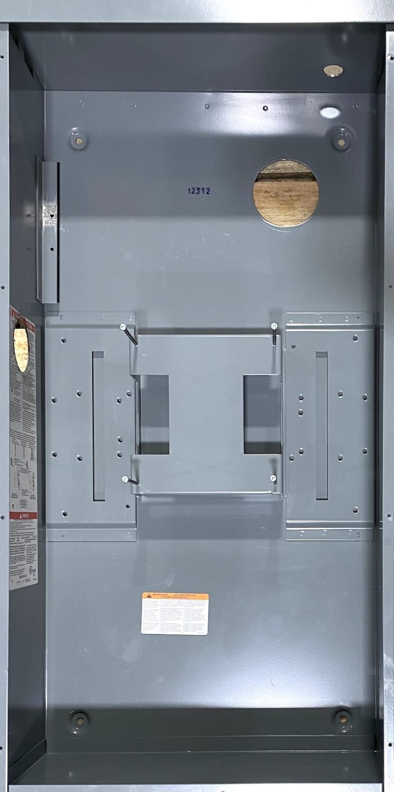 Square D M800S 800 Amp 600 Vac Type 1 Circuit Breaker Enclosure