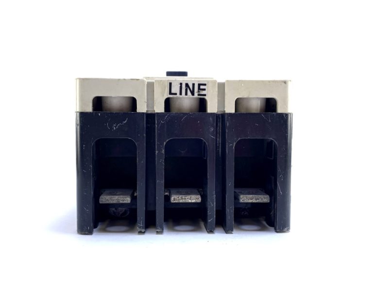 Eaton KD3400F 3 Pole 400 Amp 600 Vac Breaker w/DigiTrip 400A Plug