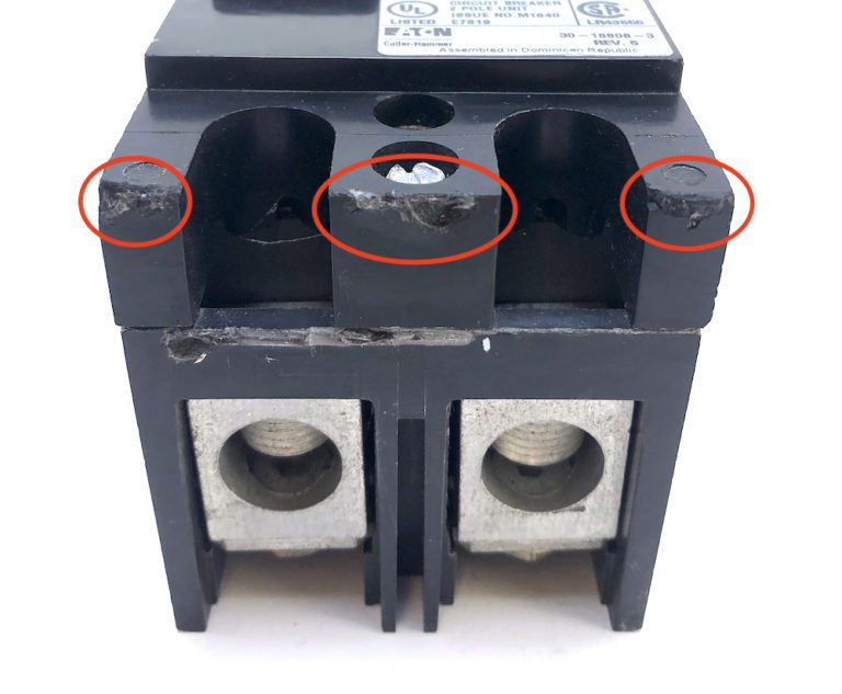 Cutler Hammer CC2150 X 2 Pole 150 Amp 240 Vac Breaker (CHIPPED)