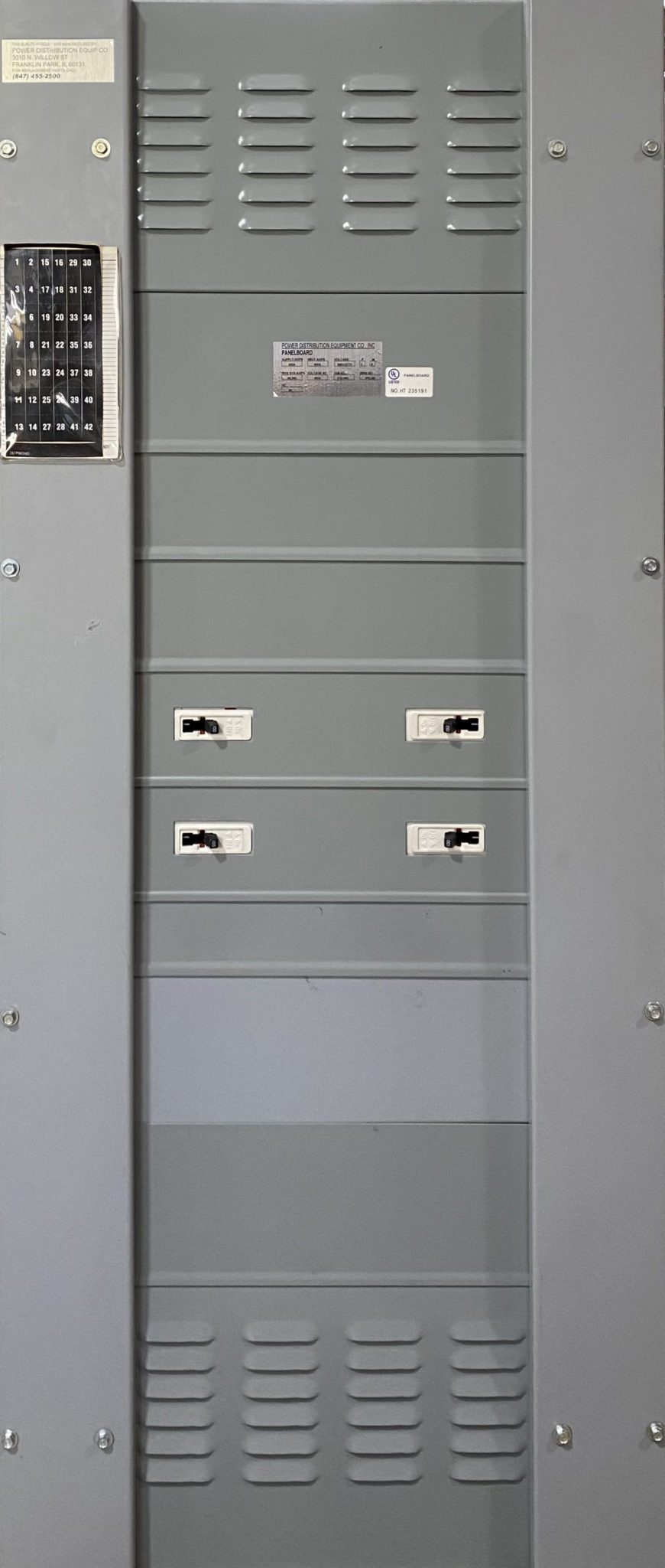 Eaton 3P4W 400 Amp 480Y/277 Vac Main Lug Breaker Panel w/Breakers