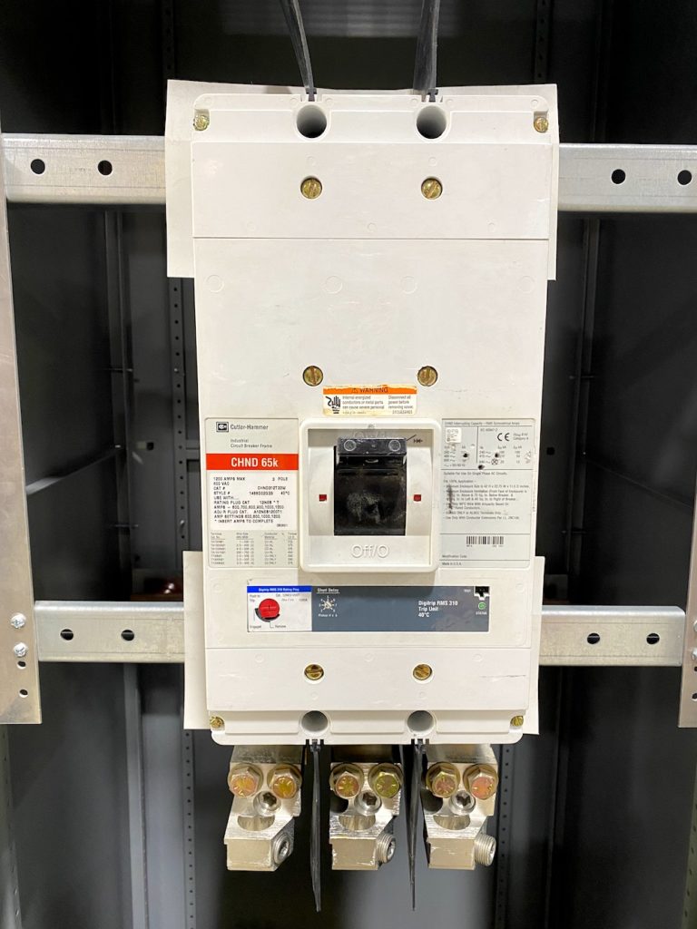 Eaton 3P4W 1200 Amp 480/277V Pow-R-Line Main Breaker Panel w/Main