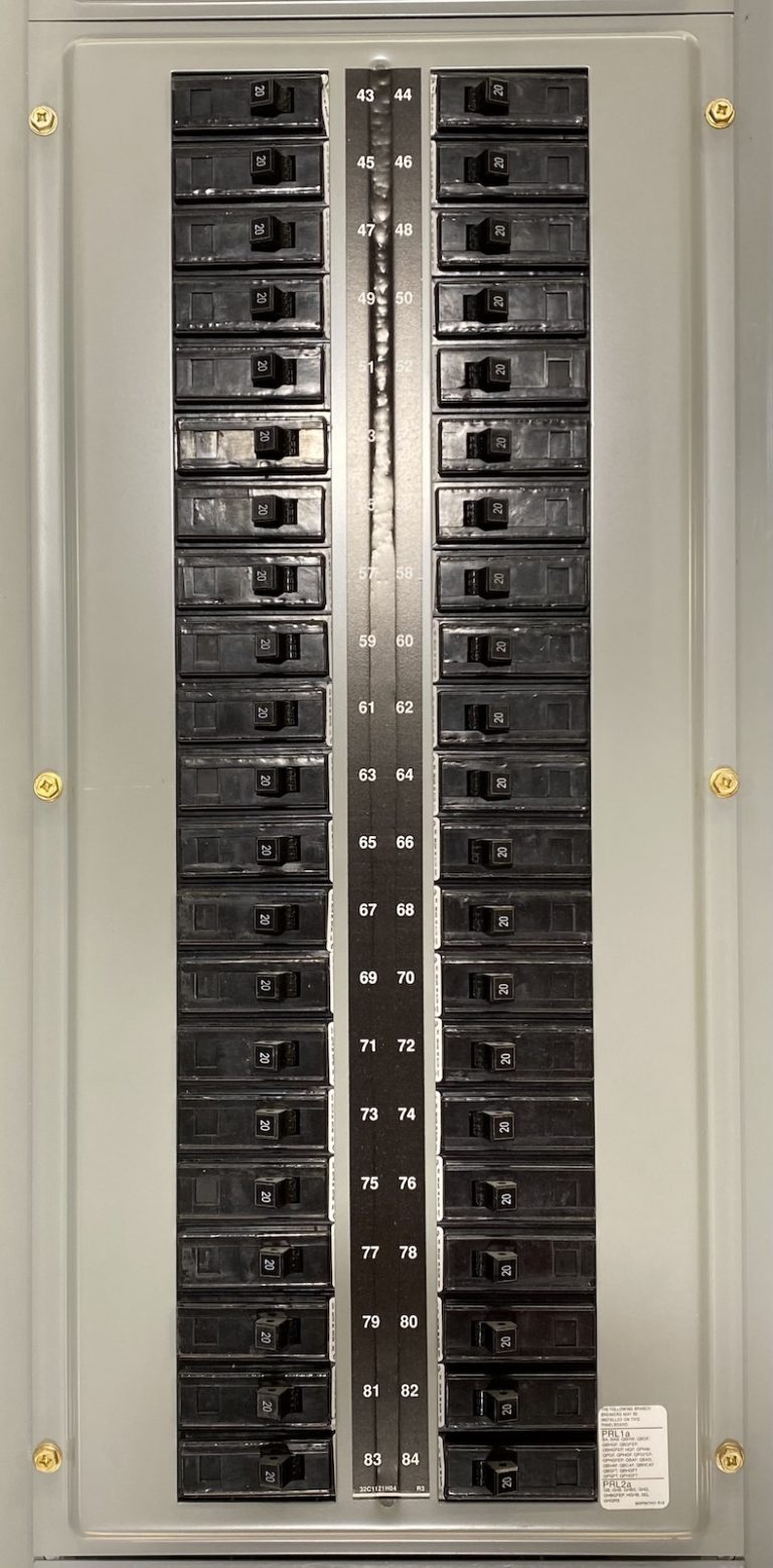 Eaton PRL1a 3P4W 84Cir 400 Amp 208Y/120V M.B. Panel (NEW SURPLUS)