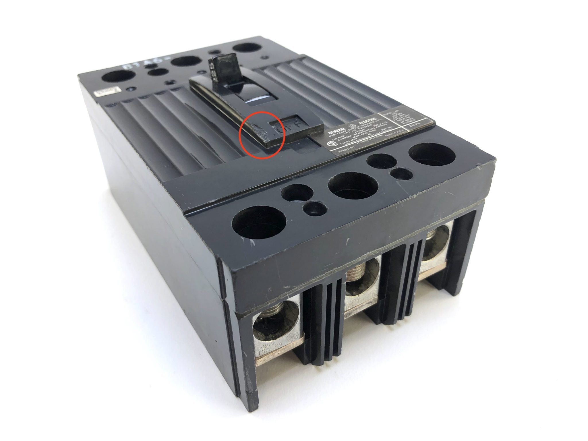 GENERAL ELECTRIC TQD32225 3 POLE 225 AMP 240 VAC BREAKER (CHIP)