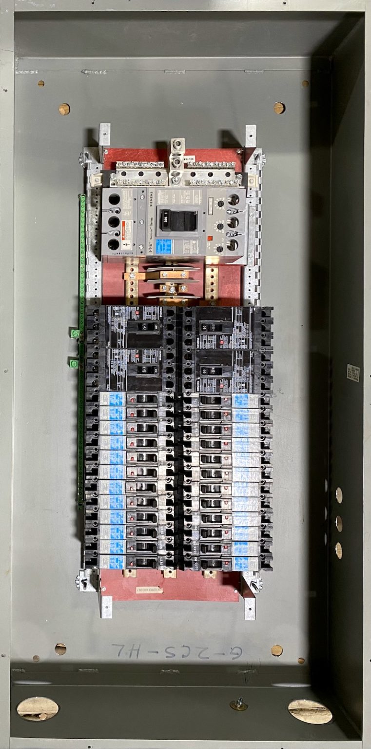 Aftermarket 3P4W 225A 480/277V 22kA Main Breaker Panel w/Breakers