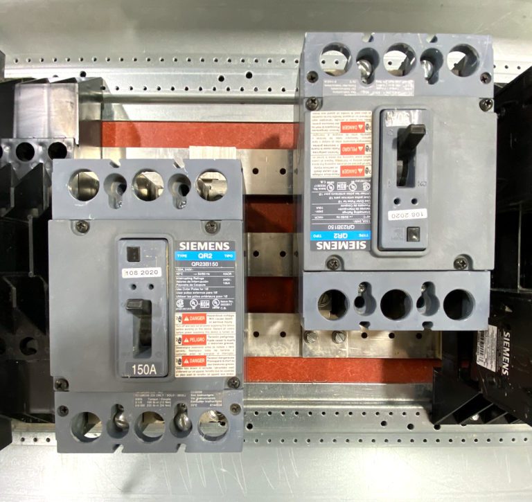 Siemens P2 3P4W 400 Amp 208Y/120V MLO Panel w/Breakers (SURPLUS)