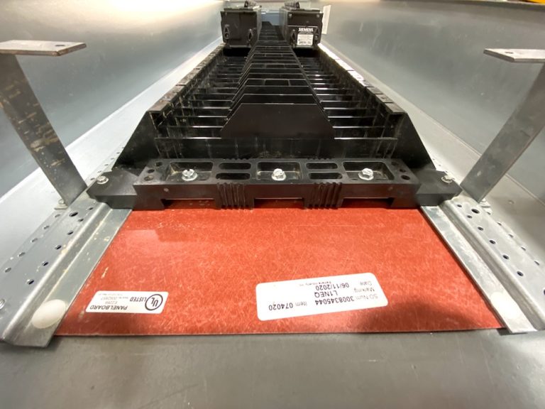 Siemens P2 3P4W 400 Amp 208Y/120V MLO Panel w/Breakers (SURPLUS)