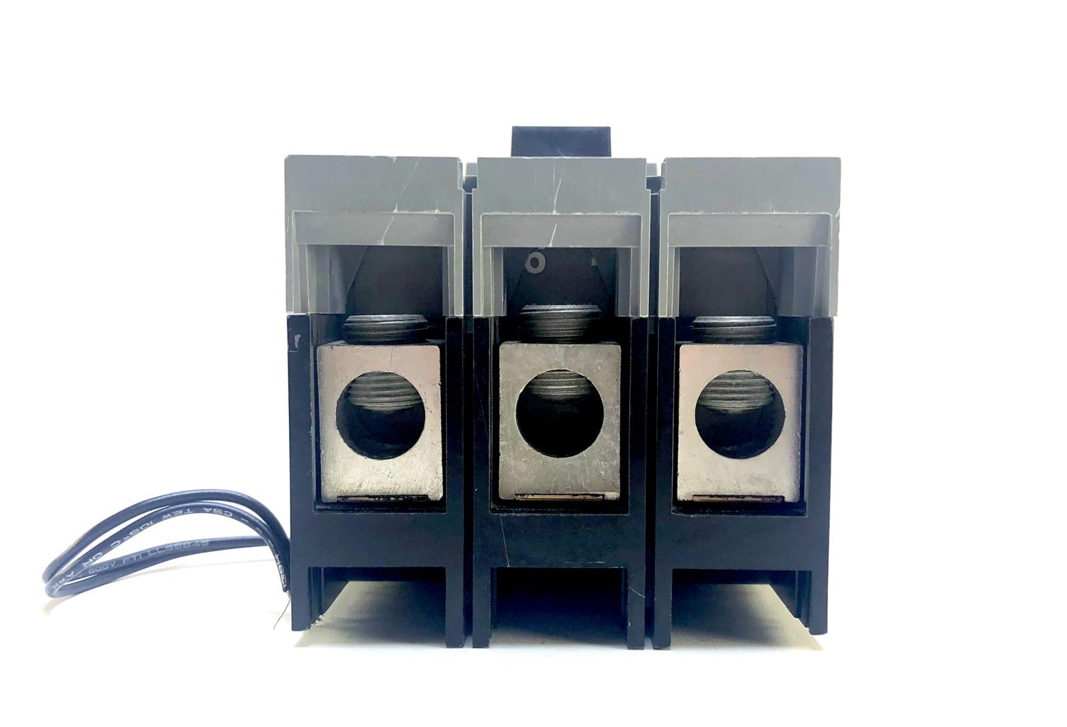 Siemens FXD63B225 3Pole 225A 600Vac Circuit Breaker w/Shunt Trip