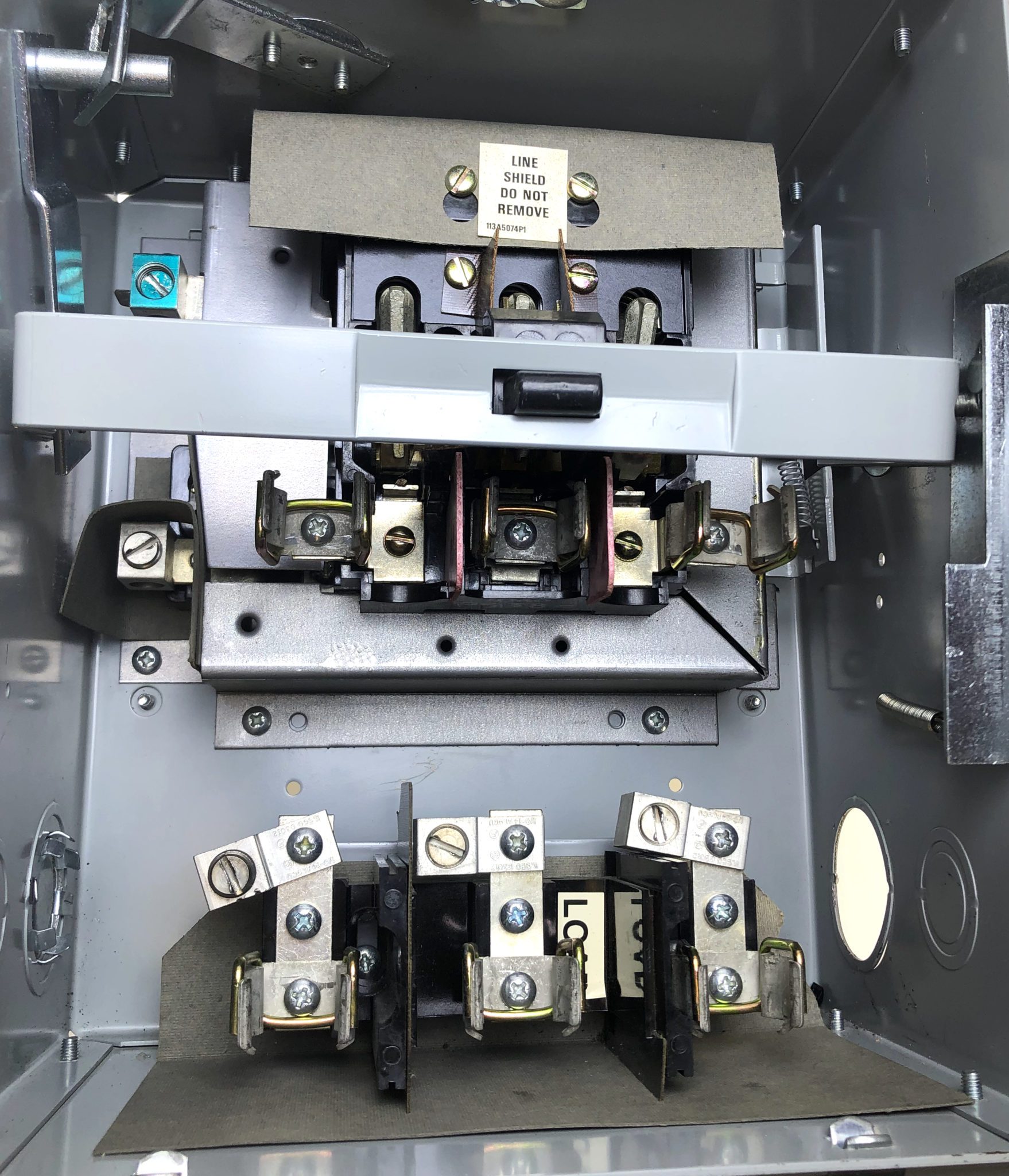 General Electric SB462RG 3P4W 60 Amp 600 Vac Busway Plug