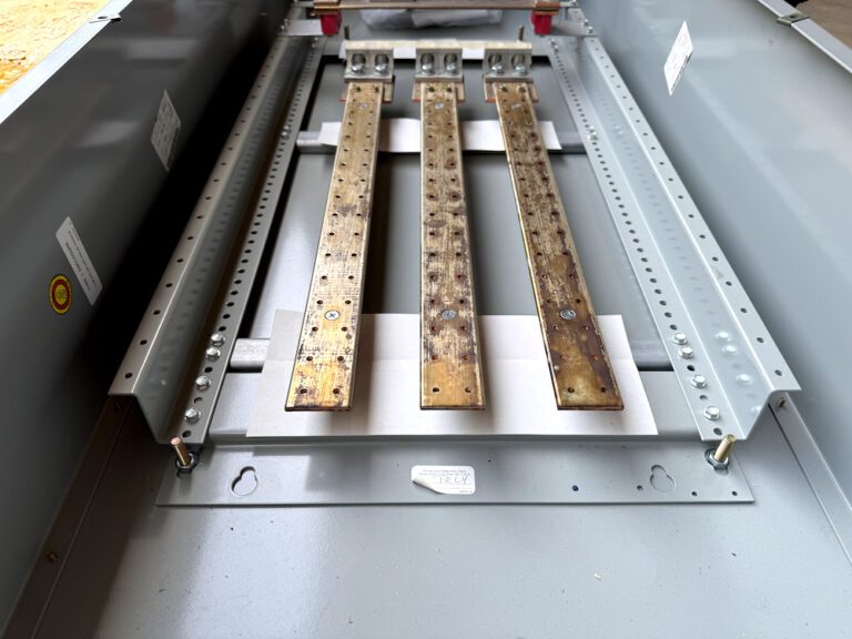 Eaton PRL4 3P4W 400 Amp 208Y/120V MLO Pow-R-Line Panelboard (NEW)