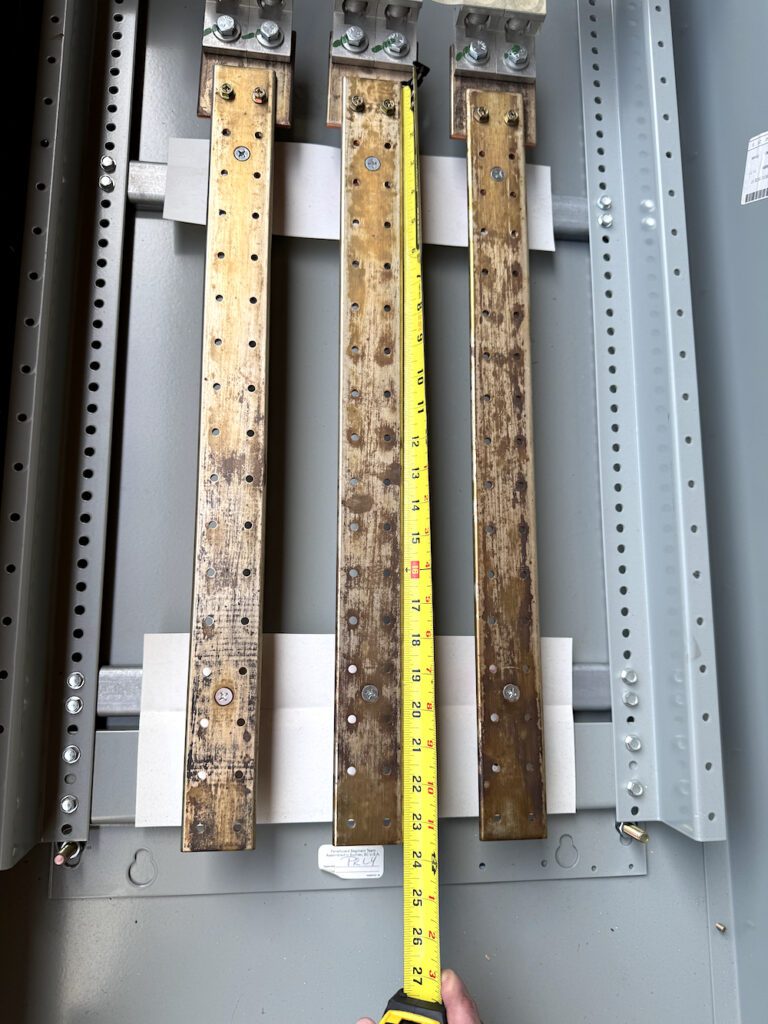 Eaton PRL4 3P4W 400 Amp 208Y/120V MLO Pow-R-Line Panelboard (NEW)