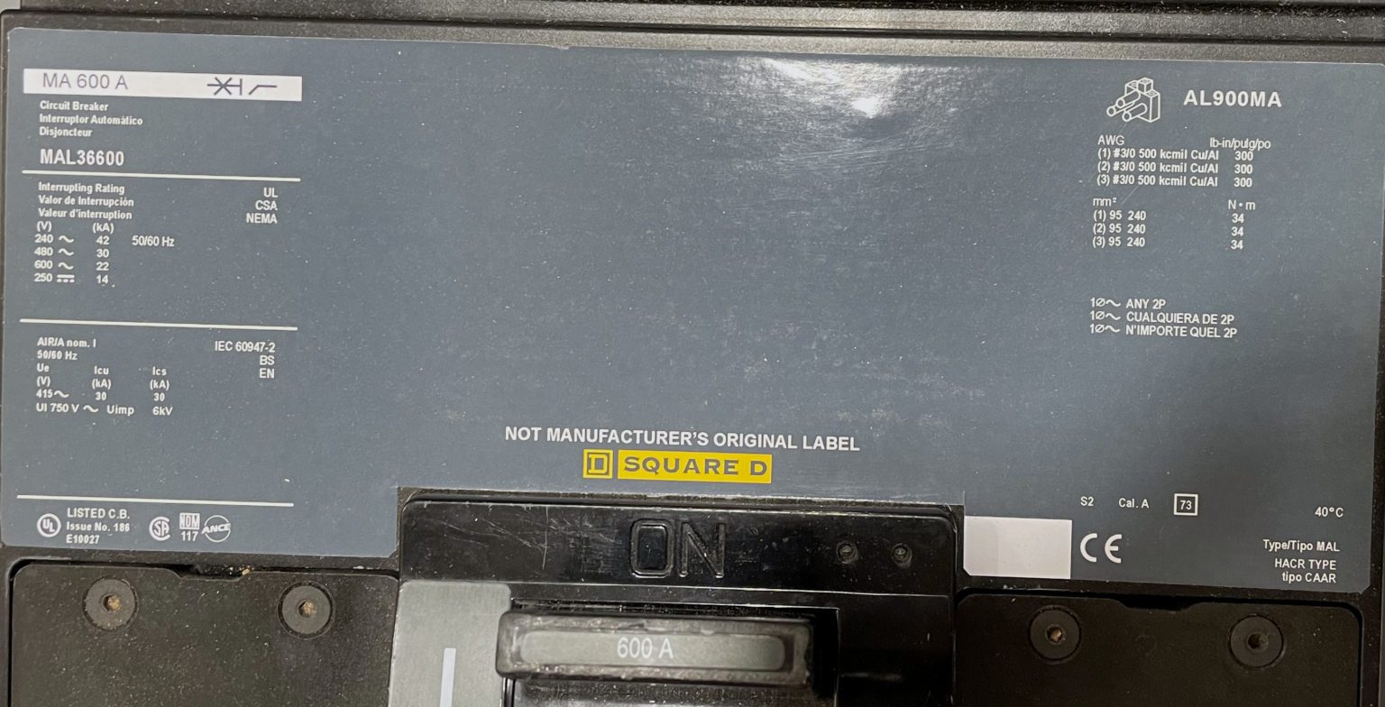 Square D 3P4W 600 Amp 480 Vac 42 Cir Type 1 Main Breaker Panel