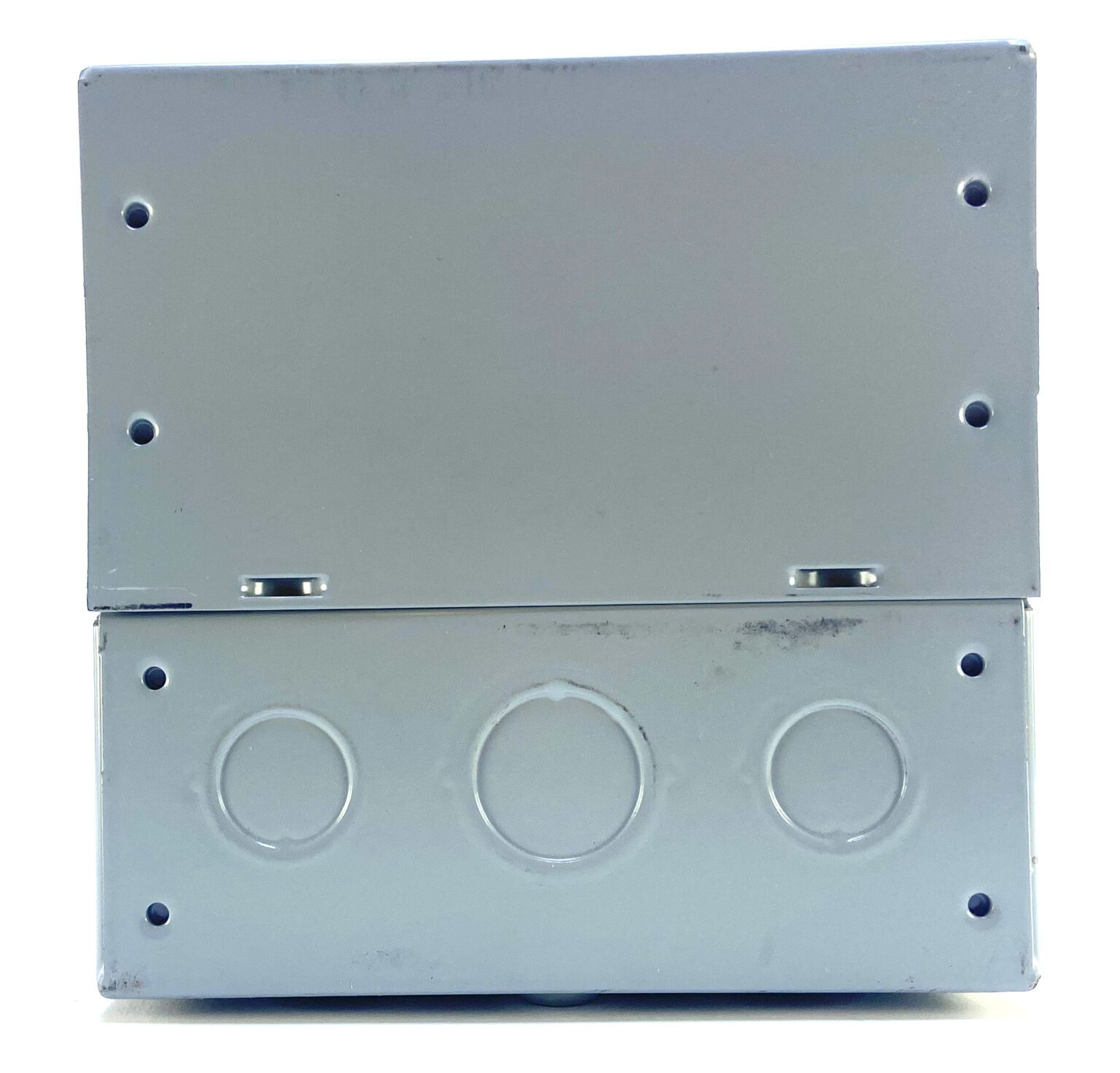 Eaton ECN0511HHA 3 Pole 27Amp 120Vac Coil Motor Starter (Surplus)