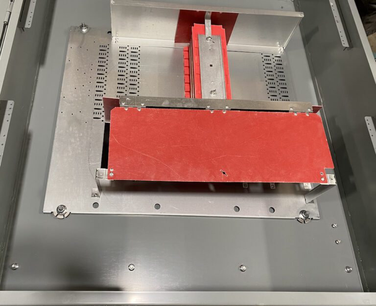 Square D 3P3W 800A 600V 18 Circuit NEMA 3R MLO I-Line Panel (NEW)