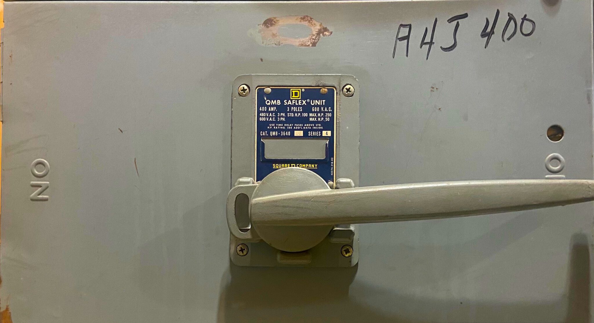 Square D QMB3640 3P3P 400 Amp 600 Vac Fusible Saflex Unit