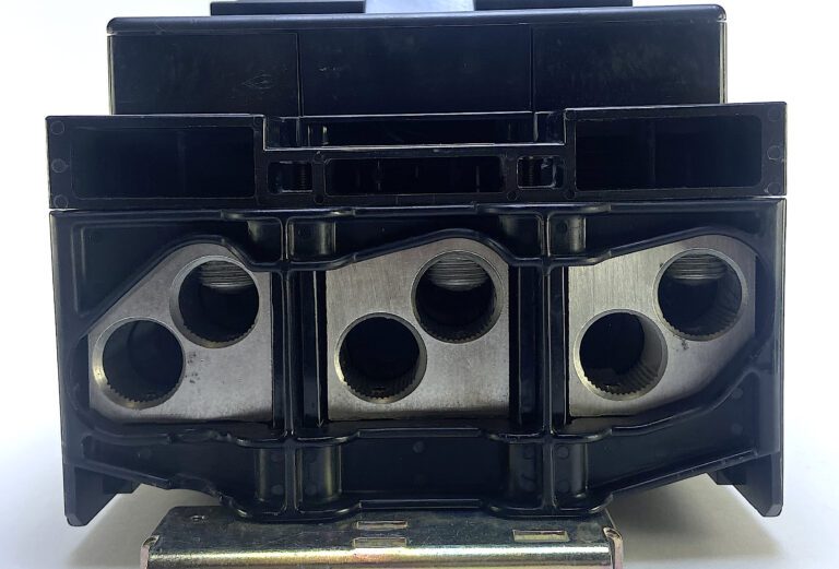 Square D LX36600G 3 Pole 600 Amp 600 Vac Breaker w/ LSIG Trip