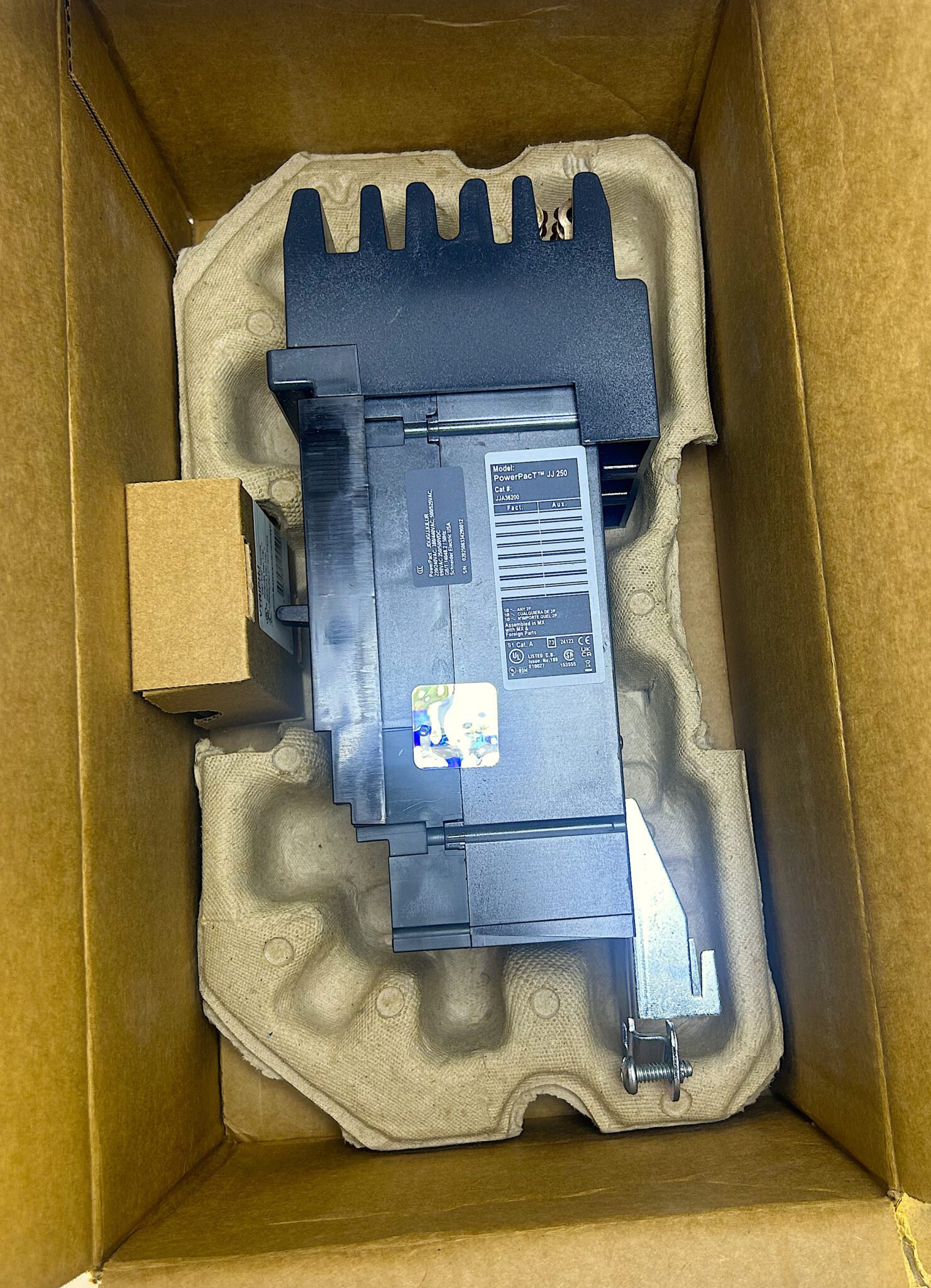 Square D JJA36200 3 Pole 200 Amp 600 Vac Circuit Breaker (NIB)