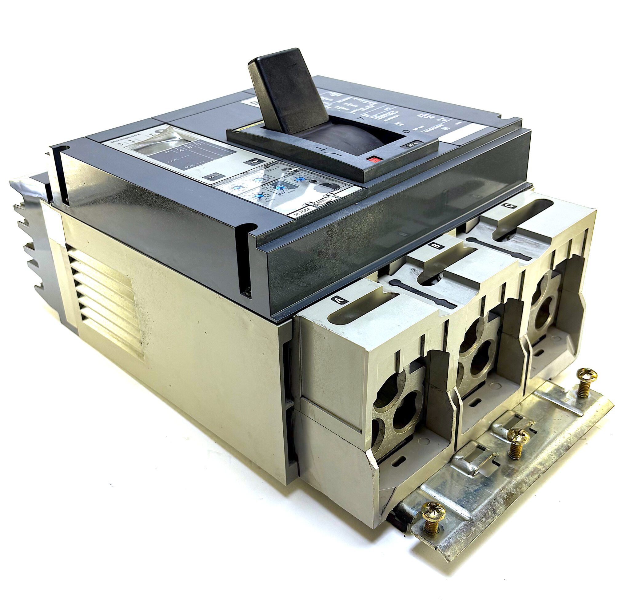 Square D PGA36025U43A 3 Pole 250 Amp 600 Vac Circuit Breaker ...