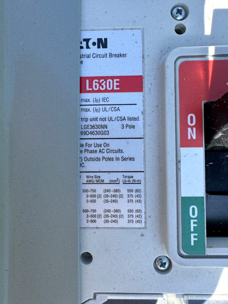Eaton PRL2A 3P4W 600 Amp 480Y/277 Vac MB Panelboard (30 Circuit)