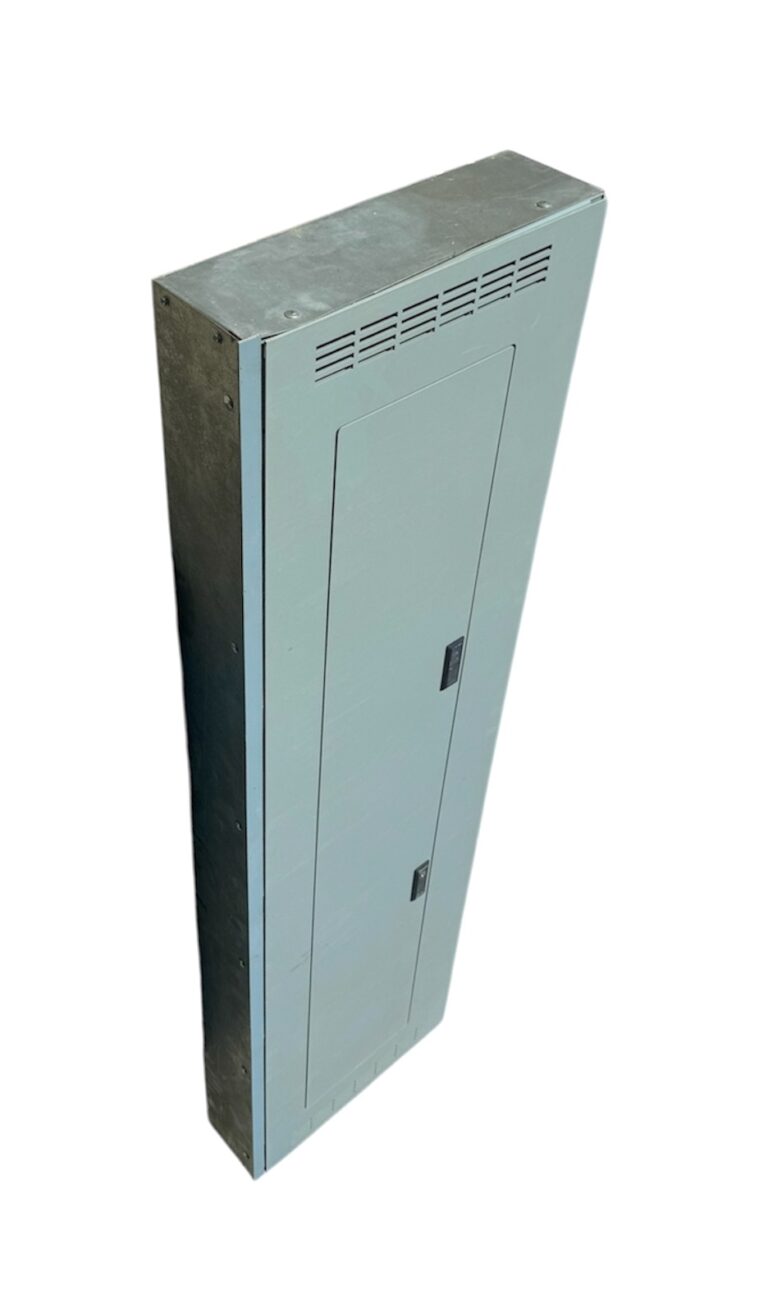 Eaton PRL2A 3P4W 600 Amp 480Y/277 Vac MB Panelboard (24 Circuit)