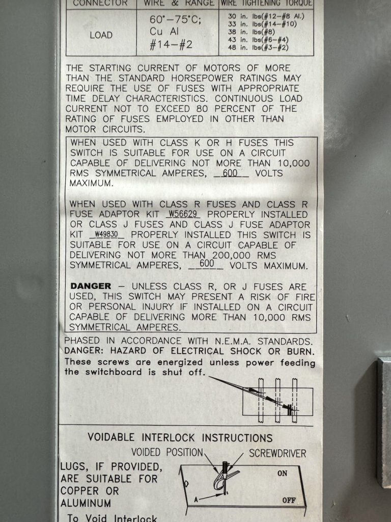 Siemens P5 3P4W 600 Amp 480Y/277V Panelboard w/Main (FACTORY NEW)