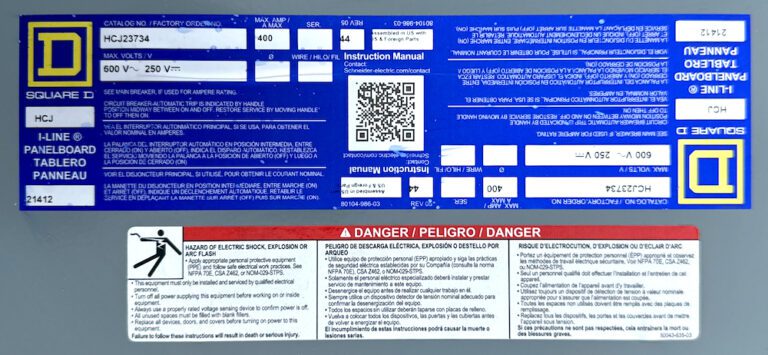 Square D 3P4W 400 Amp 600 Vac MLO I-Line Panelboard (30 Circuit)