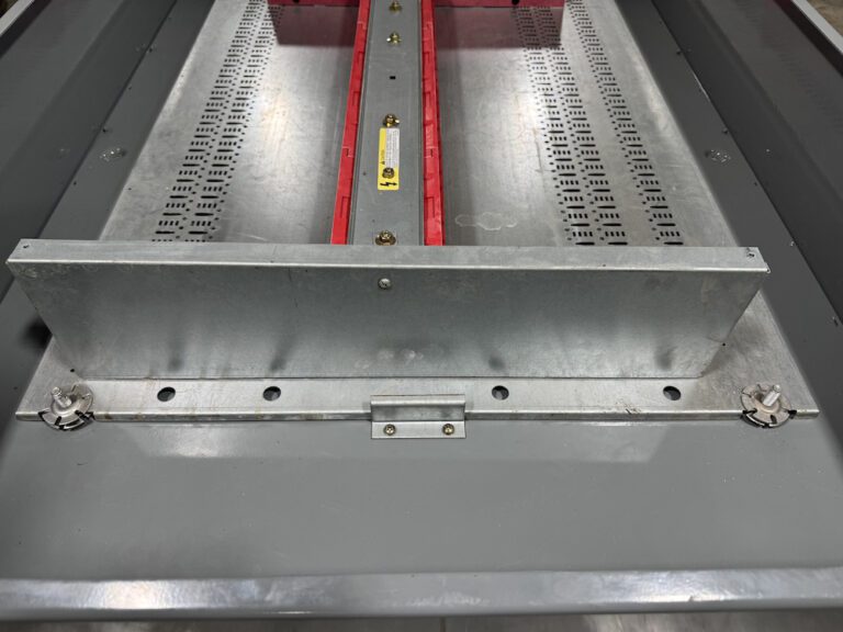 Square D 3 Phase 1200 Amp 600V MB I-Line Panelboard (48 Circuit)