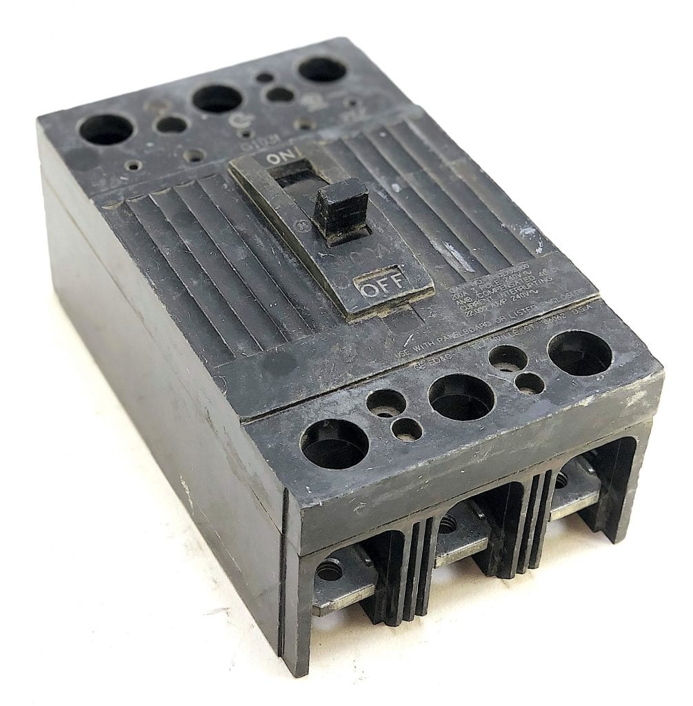 ABB T4N250 SACE Tmax 3P 250A 600V Breaker w/250A Plug + 24V Shunt