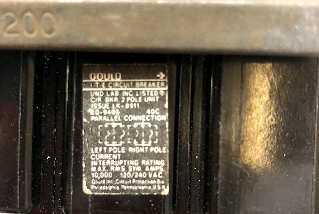 Gould ITE 2 Pole 200 Amp 240 Vac Circuit Breaker (W5) | Electrical ...