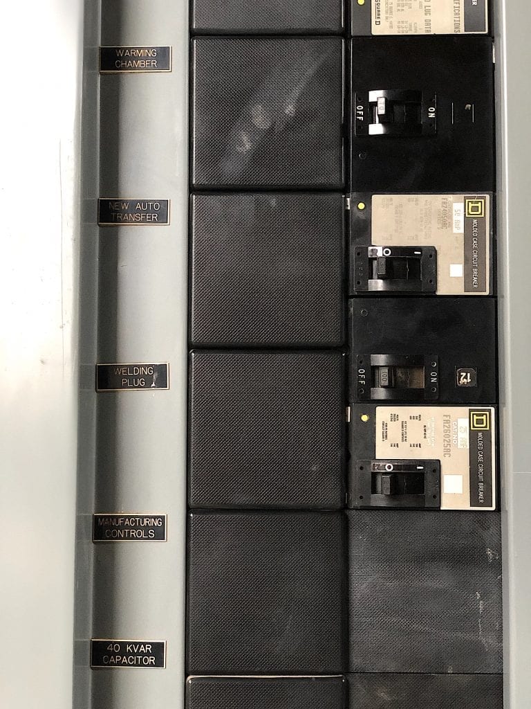 Square D 3 Phase 800 Amp 600 Vac 3 Wire Series E1 I-Line Panel Board ...