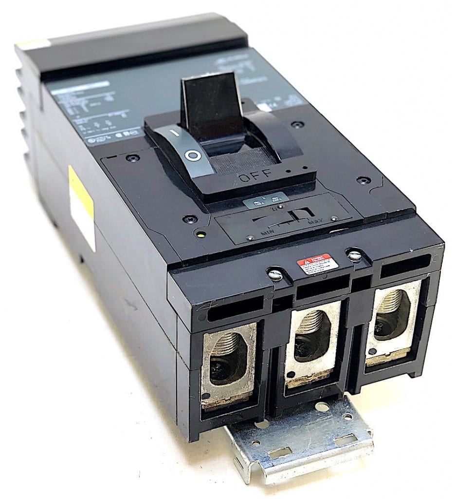 General Electric AQF3422ABX 3P4W 225 Amp 208Y/120V Breaker Panel