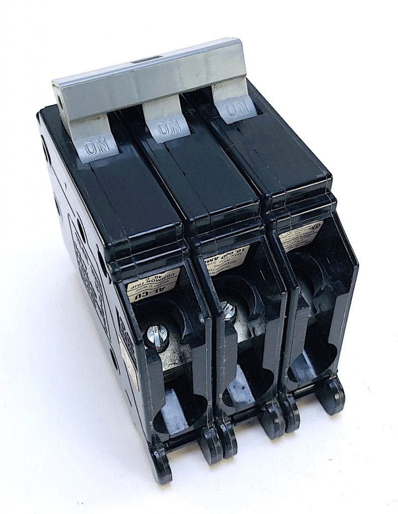 Eaton MDS620 3 Pole 2000A 600V Magnum DS Draw-Out Circuit Breaker