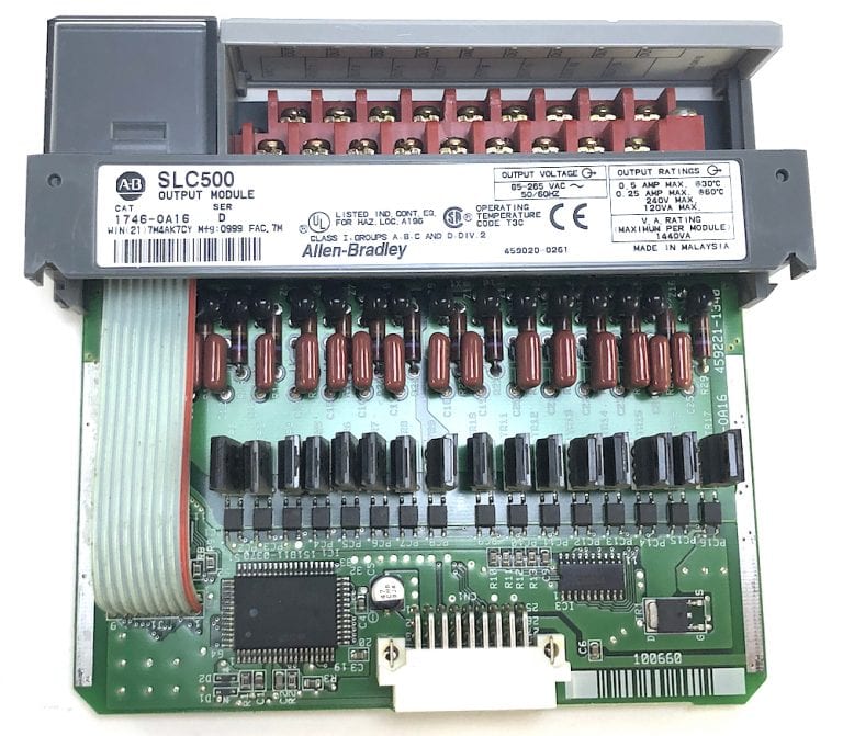 Allen Bradley 1746-P2 SLC 500 Power Supply w/4-Slot Rack + 2 Mod ...